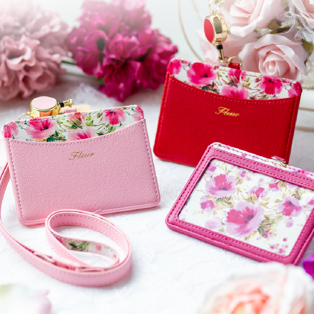 パスケース Fleur｜華やかな花柄デザインでおしゃれに携帯- NATURAL fun